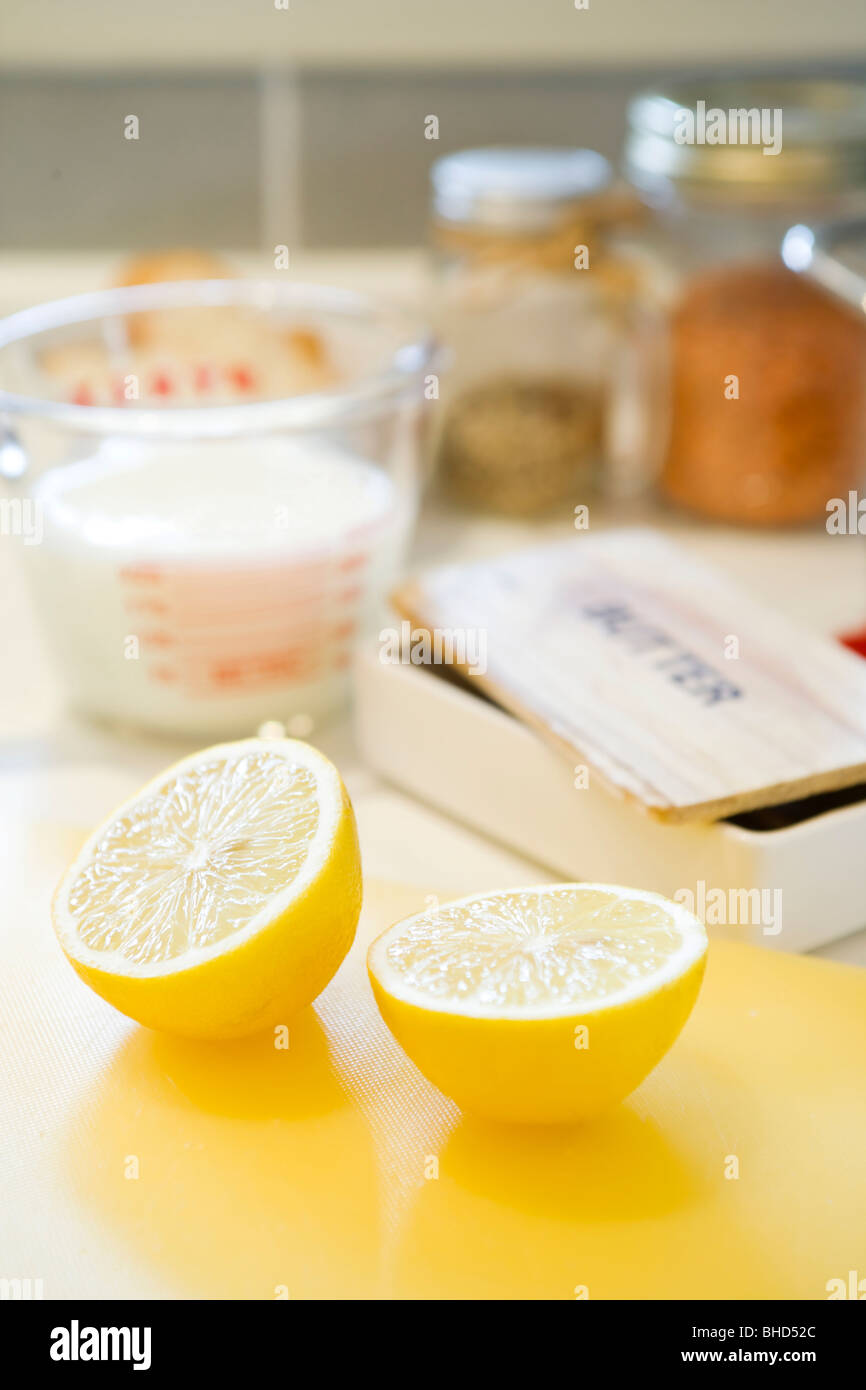 Lemon cut in half hi-res stock photography and images - Alamy