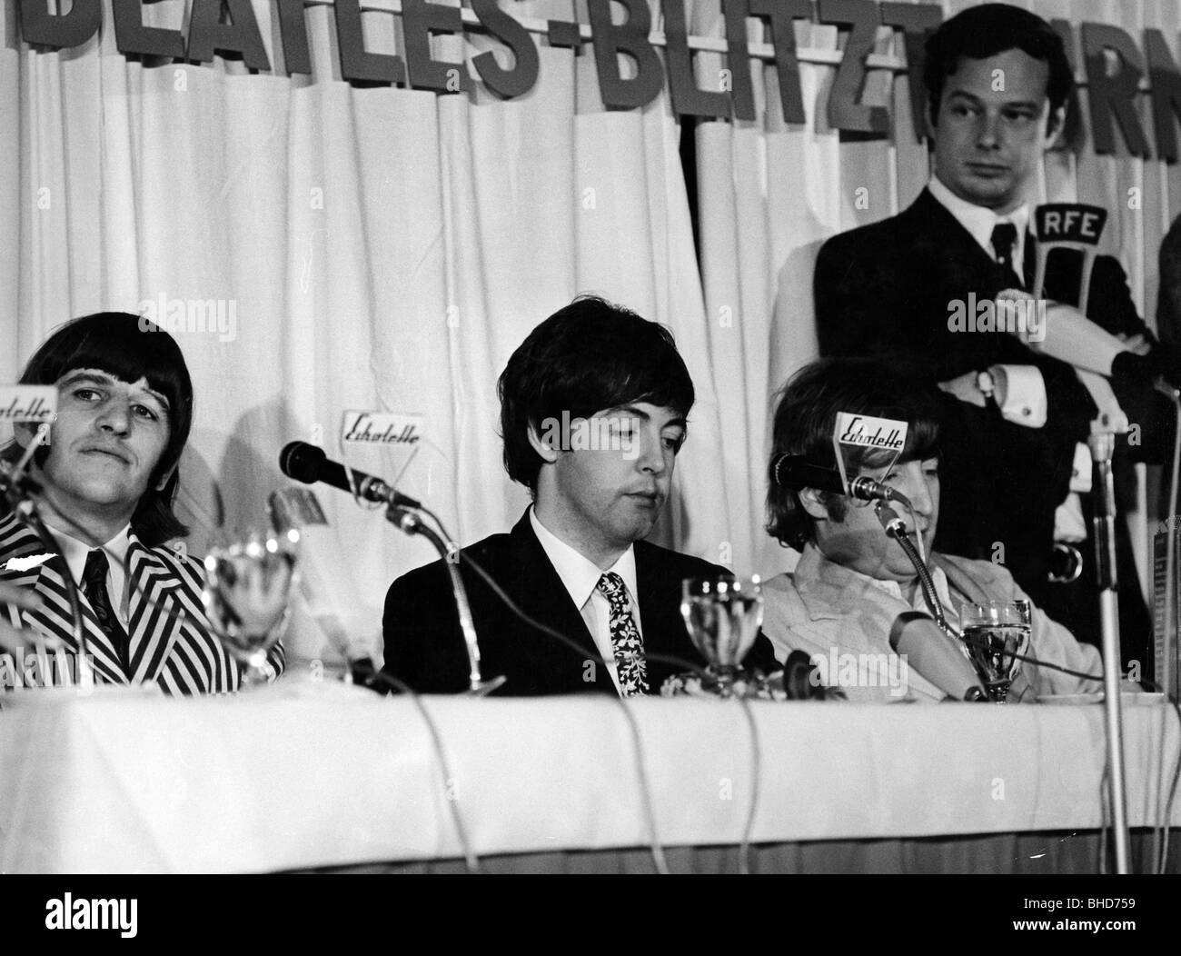 Beatles munich 1966 hi-res stock photography and images - Alamy