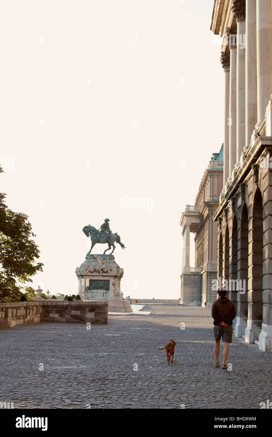 king St. Stephan statue in front of Buda castle Stock Photo - Alamy