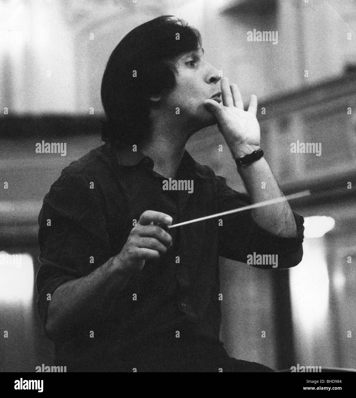 Italian conductor claudio abbado hi-res stock photography and images ...