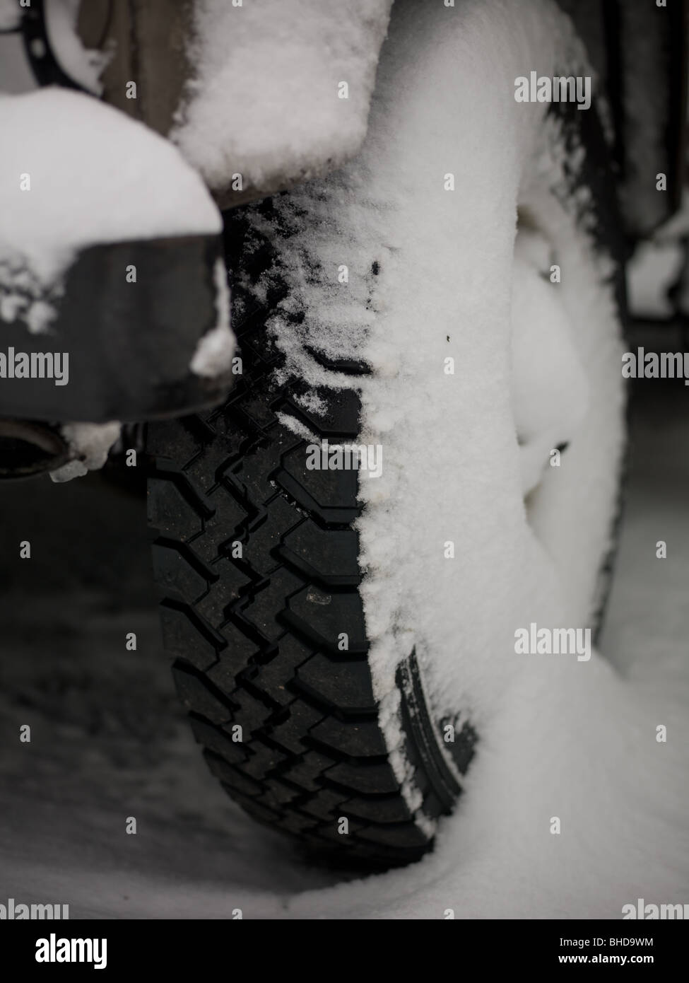 Car wheel covered in snow hi-res stock photography and images - Alamy