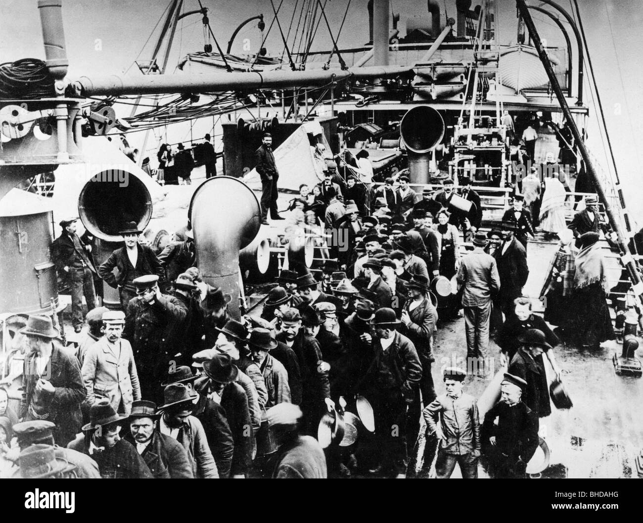 Emigration Ship High Resolution Stock Photography and Images - Alamy