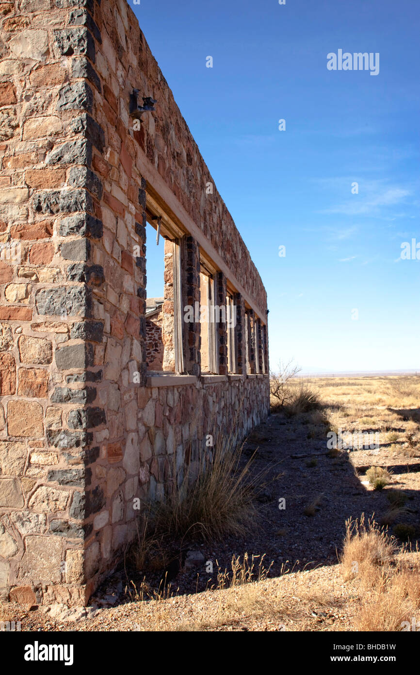 Rock abandoned building hi-res stock photography and images - Alamy
