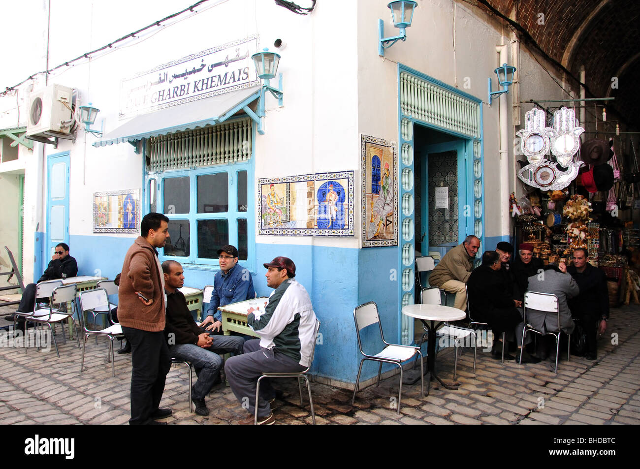 Coffee house in arabic countries hi-res stock photography and images ...