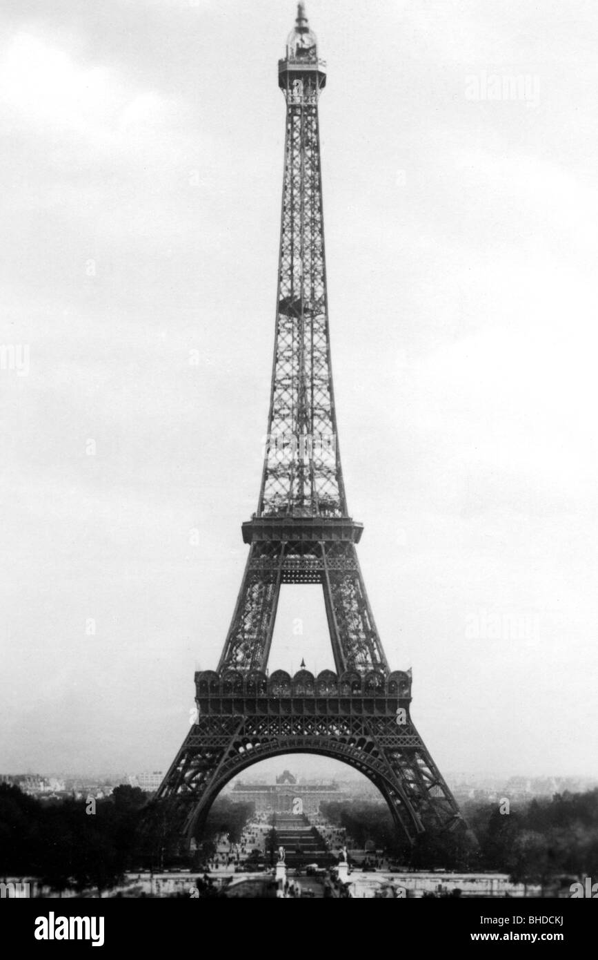 Paris 1940s Stock Photos & Paris 1940s Stock Images - Alamy