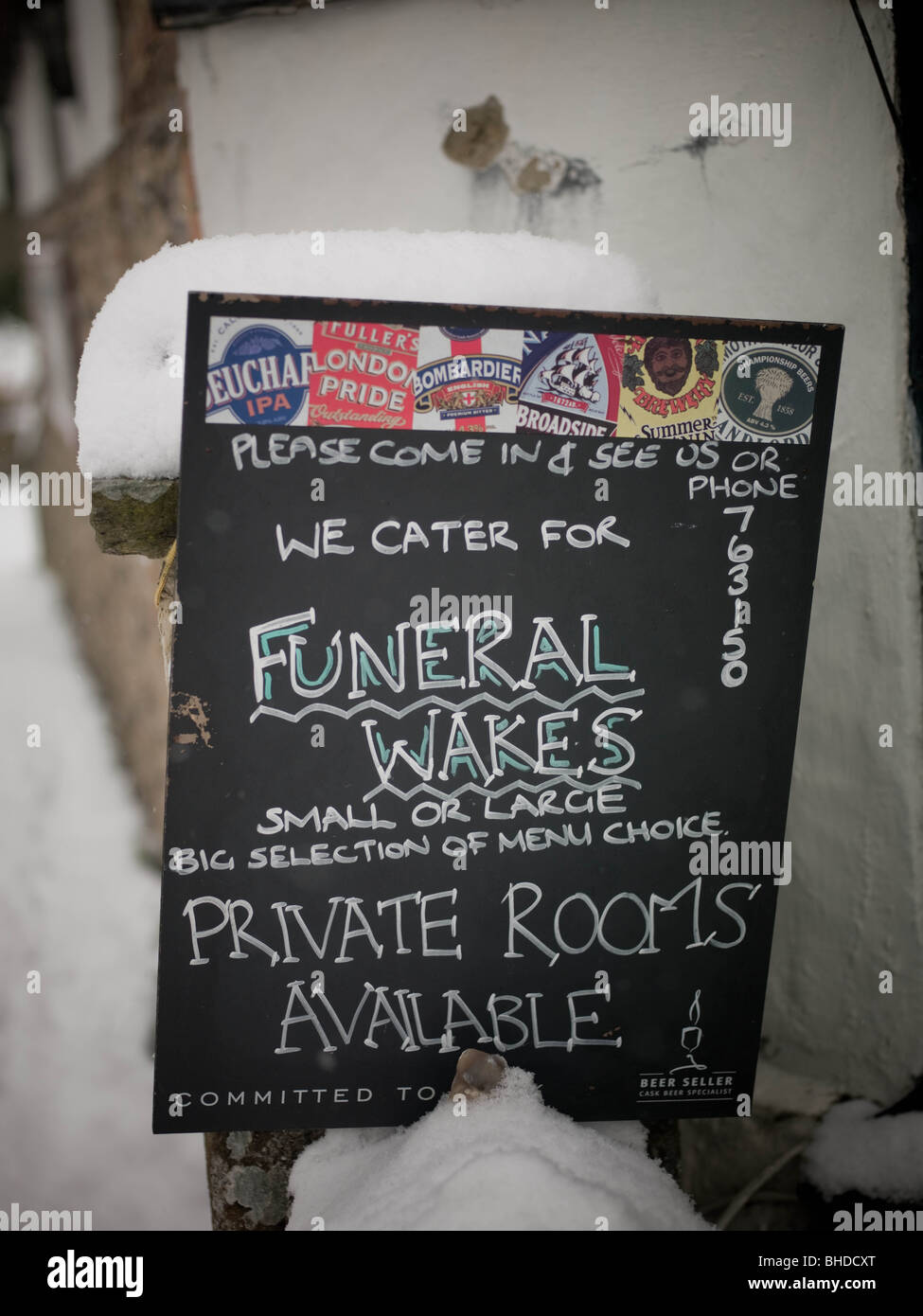 Funeral wake hi-res stock photography and images - Alamy