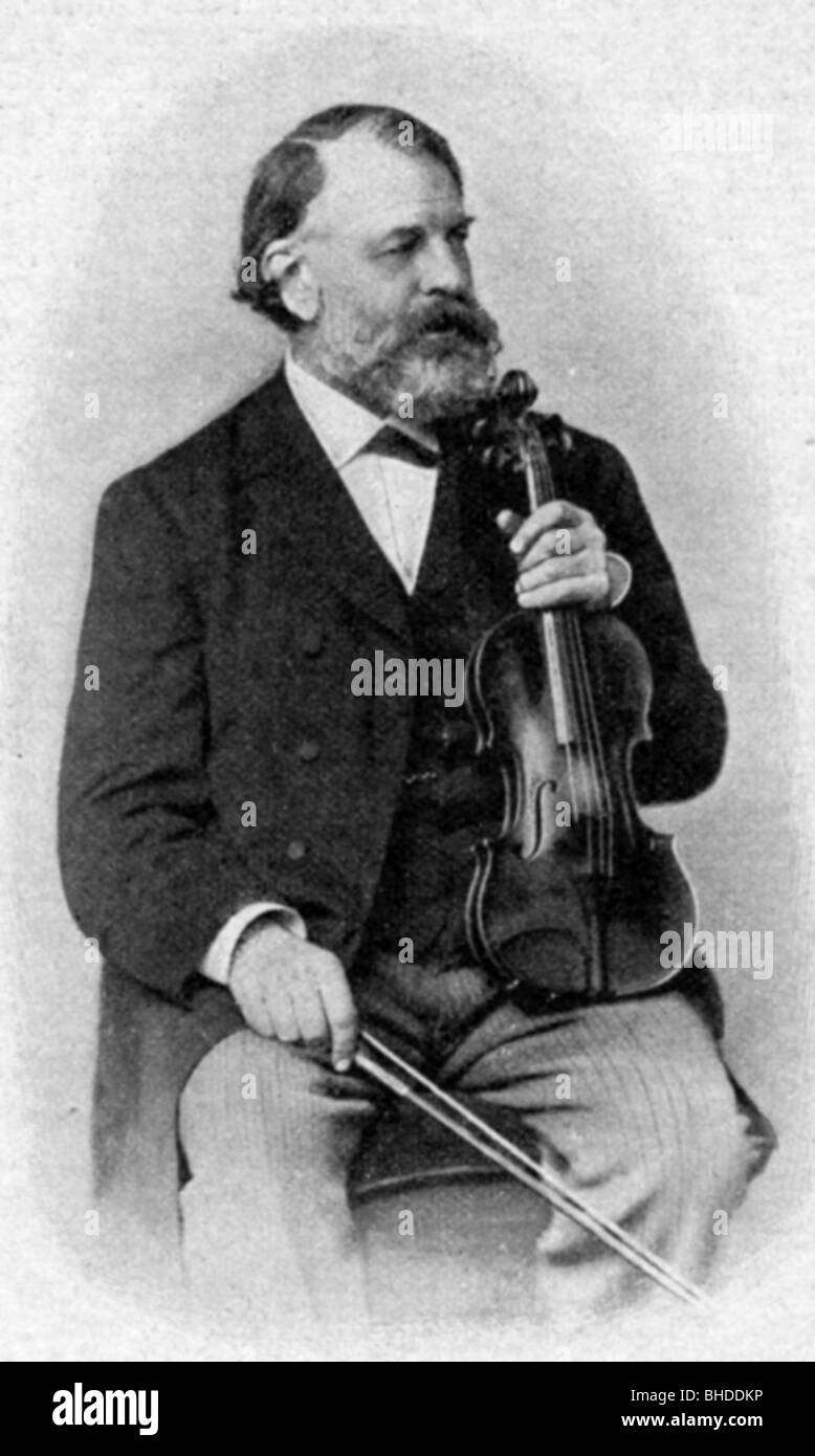 Austrian violinist hi-res stock photography and images - Alamy