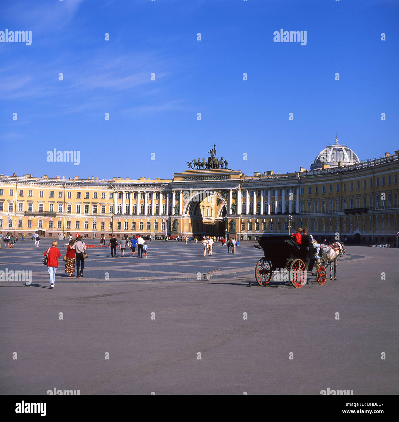 Saint petersburg palace square hi-res stock photography and images - Alamy