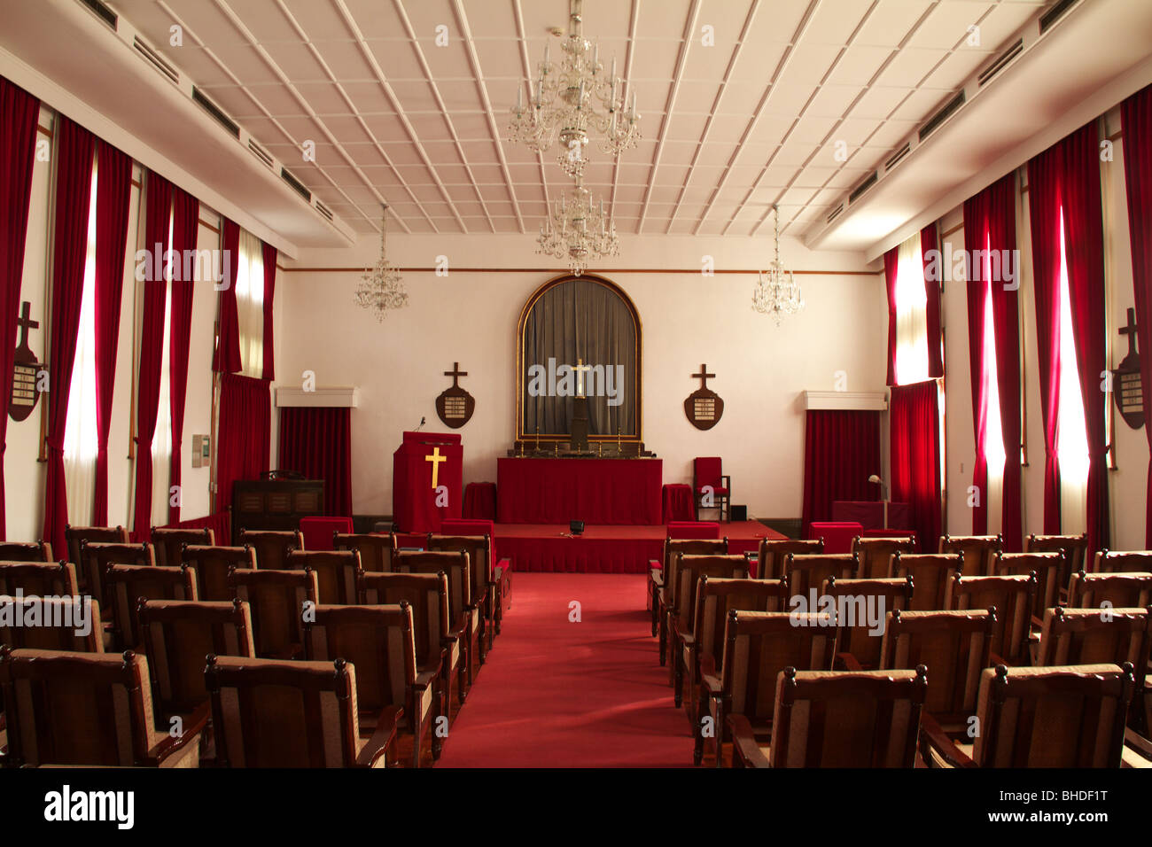 Churchs interior hi-res stock photography and images - Alamy