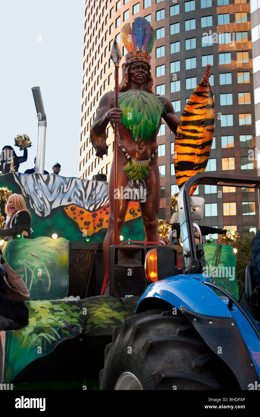 Saints cheerleaders on a borrowed Zulu float during the Saints Sugar ...