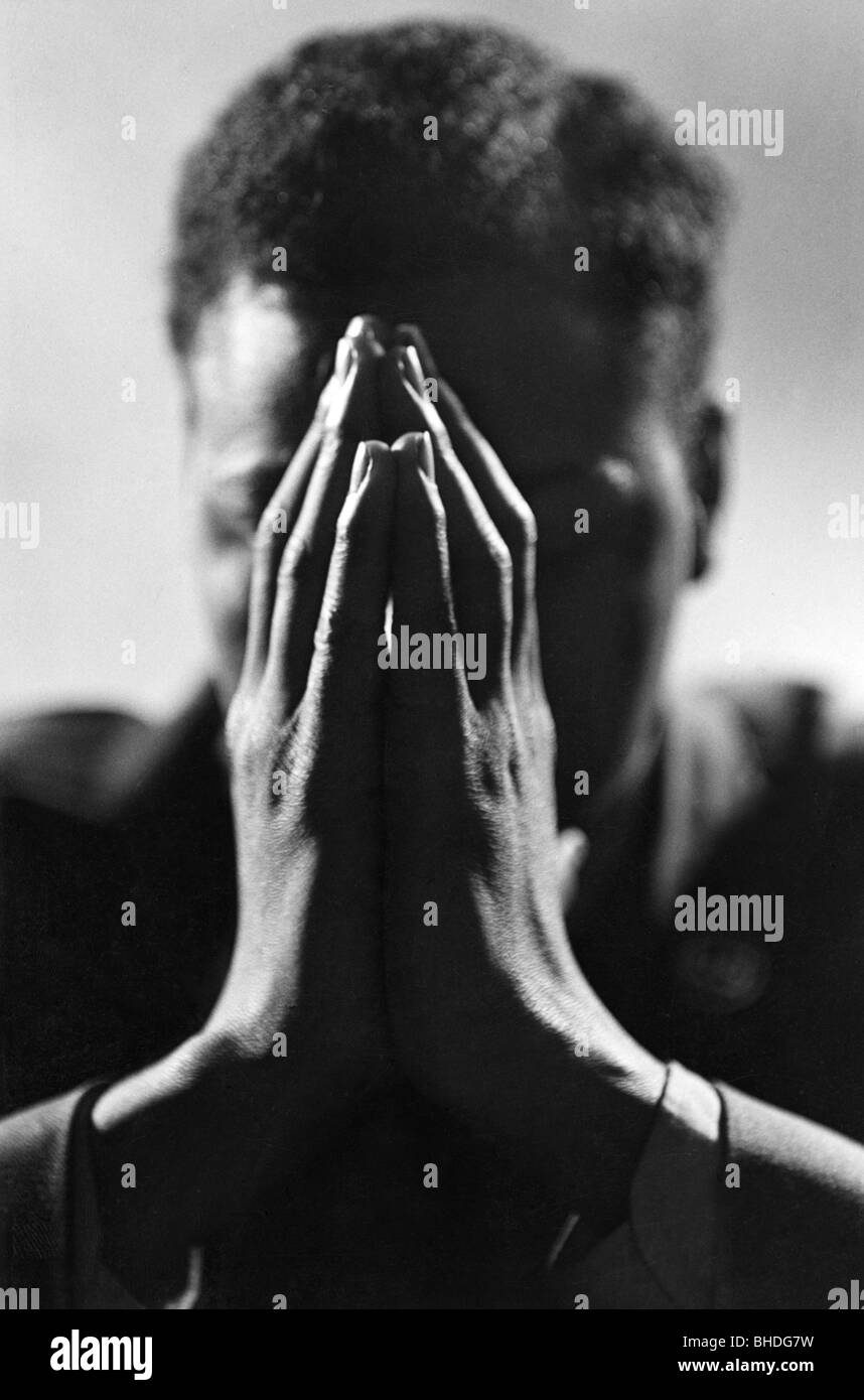 Folded hands for prayer hi-res stock photography and images - Alamy