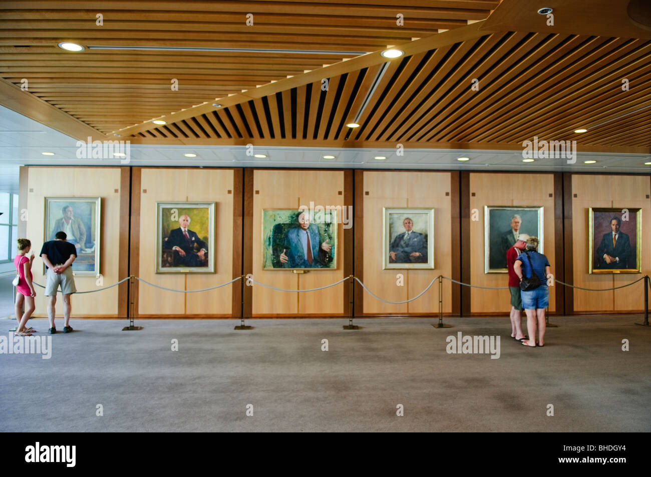 Australian Prime Ministers Portraits Parliament House Canberra ...