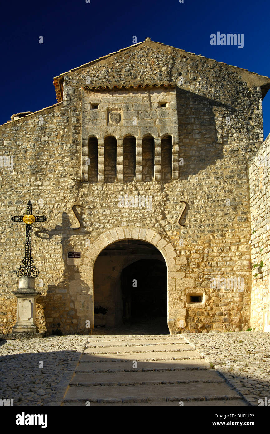 Machicolation of castle hi-res stock photography and images - Alamy