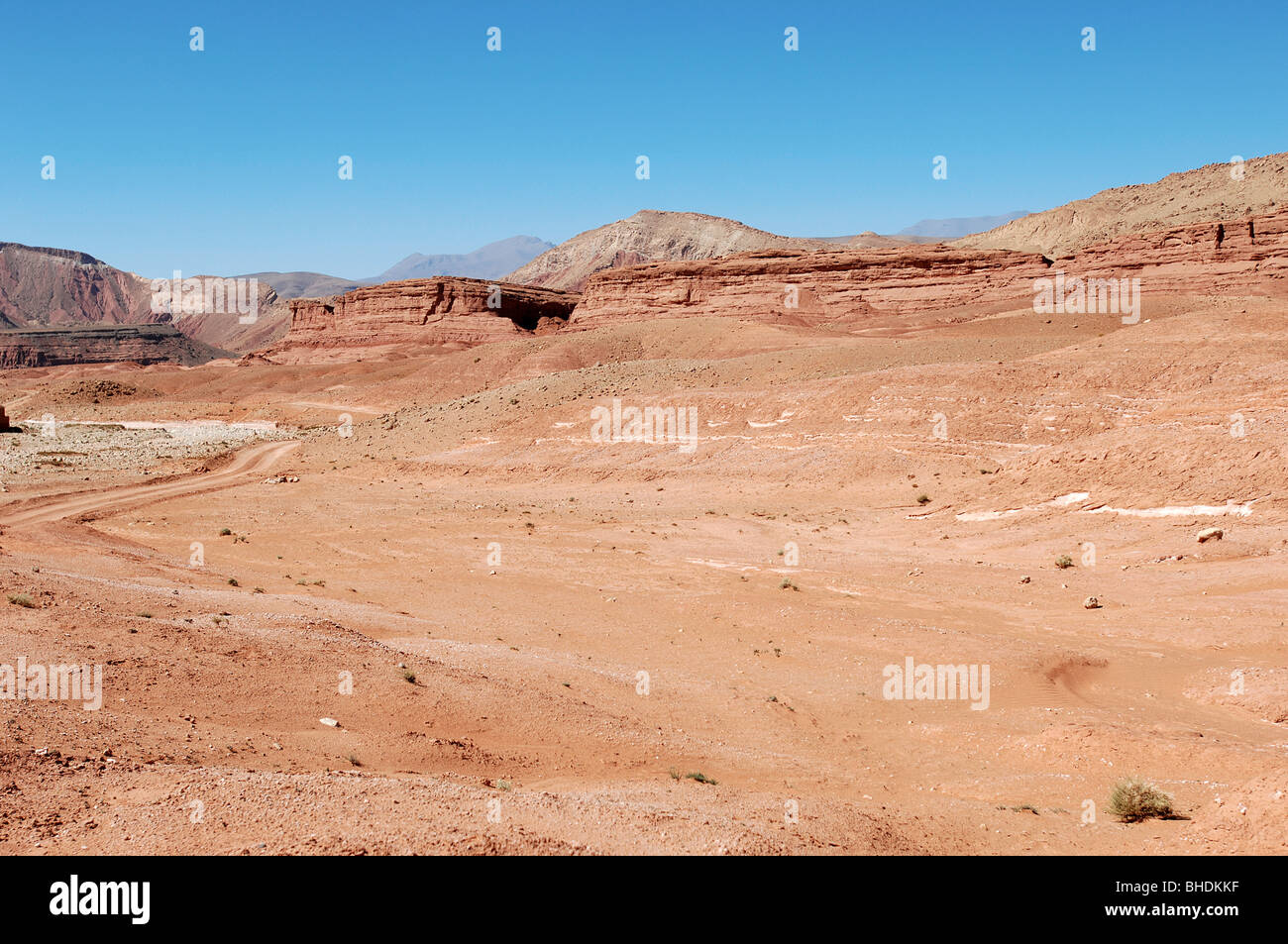Border sahara desert hi-res stock photography and images - Alamy