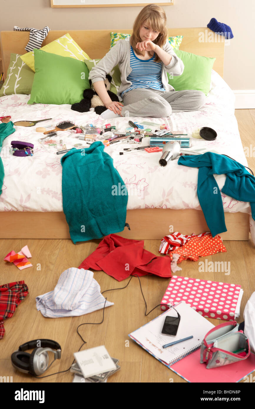 Untidy hi-res stock photography and images - Alamy