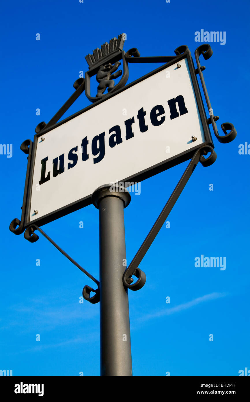 Sign Lustgarten Berlin Stock Photo - Alamy