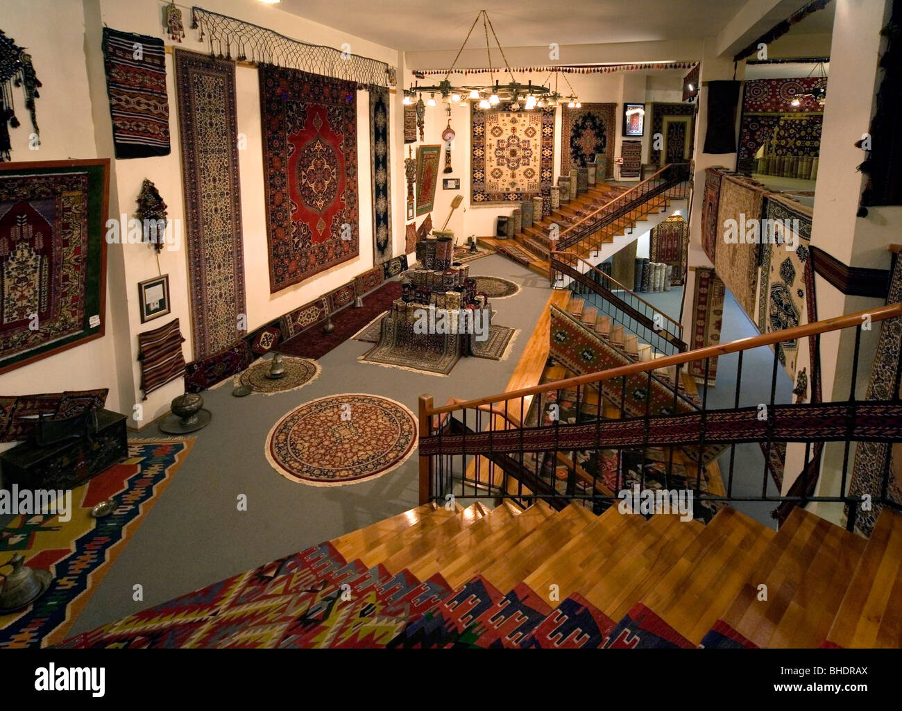 Turkey carpet factory hi-res stock photography and images - Alamy