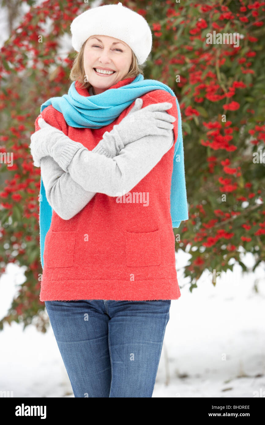 Woman in landscape hi-res stock photography and images - Alamy