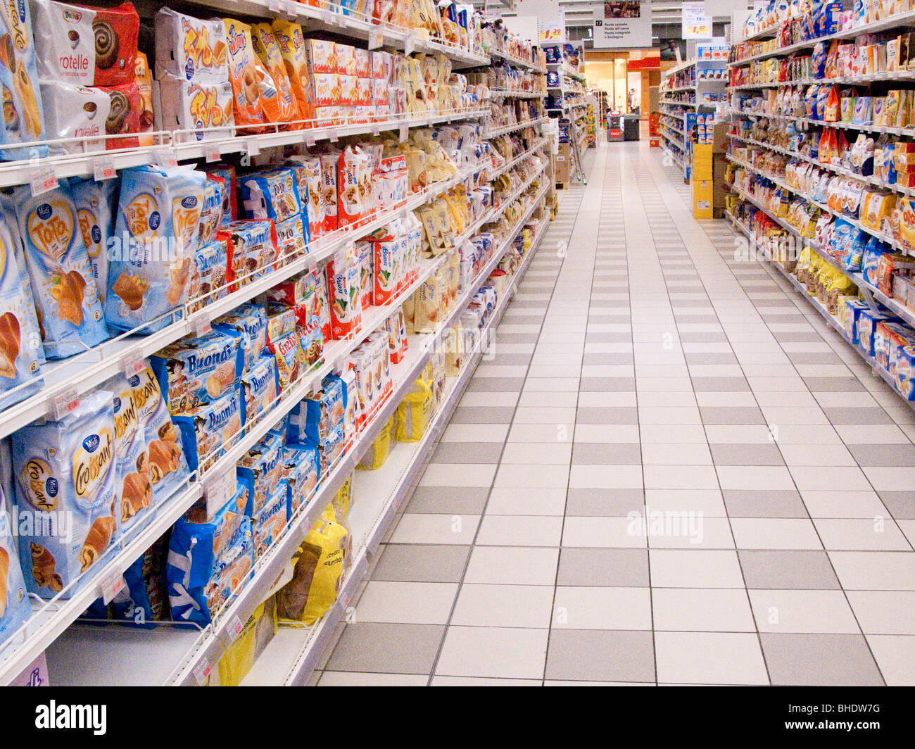 Large scale retail trade hi-res stock photography and images - Alamy