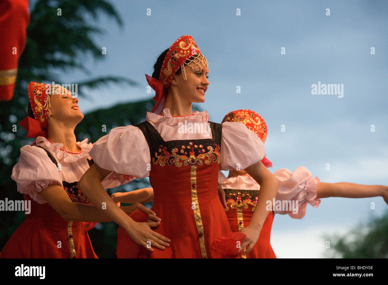 Russia,Folklore Costumes,Traditional clothing,International Festival of ...
