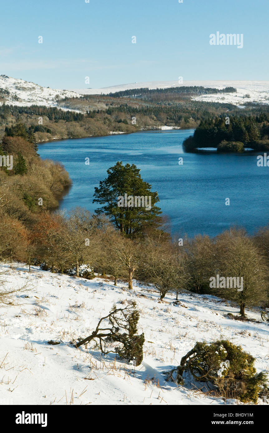 Burrator reservoir with surrounding hills covered in snow, Dartmoor ...