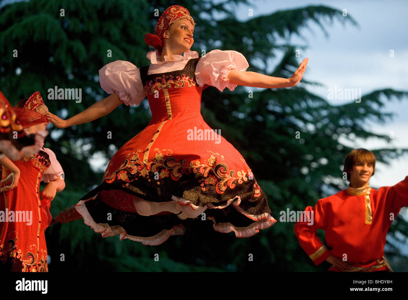 Russia,Folklore Costumes,Traditional clothing,International Festival of ...