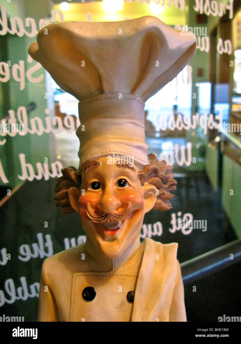 Wooden statue of hi-res stock photography and images - Alamy