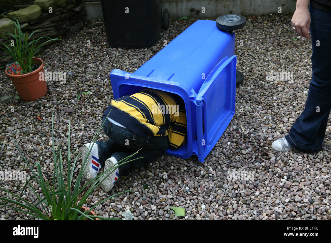 Household waste bin hi-res stock photography and images - Alamy