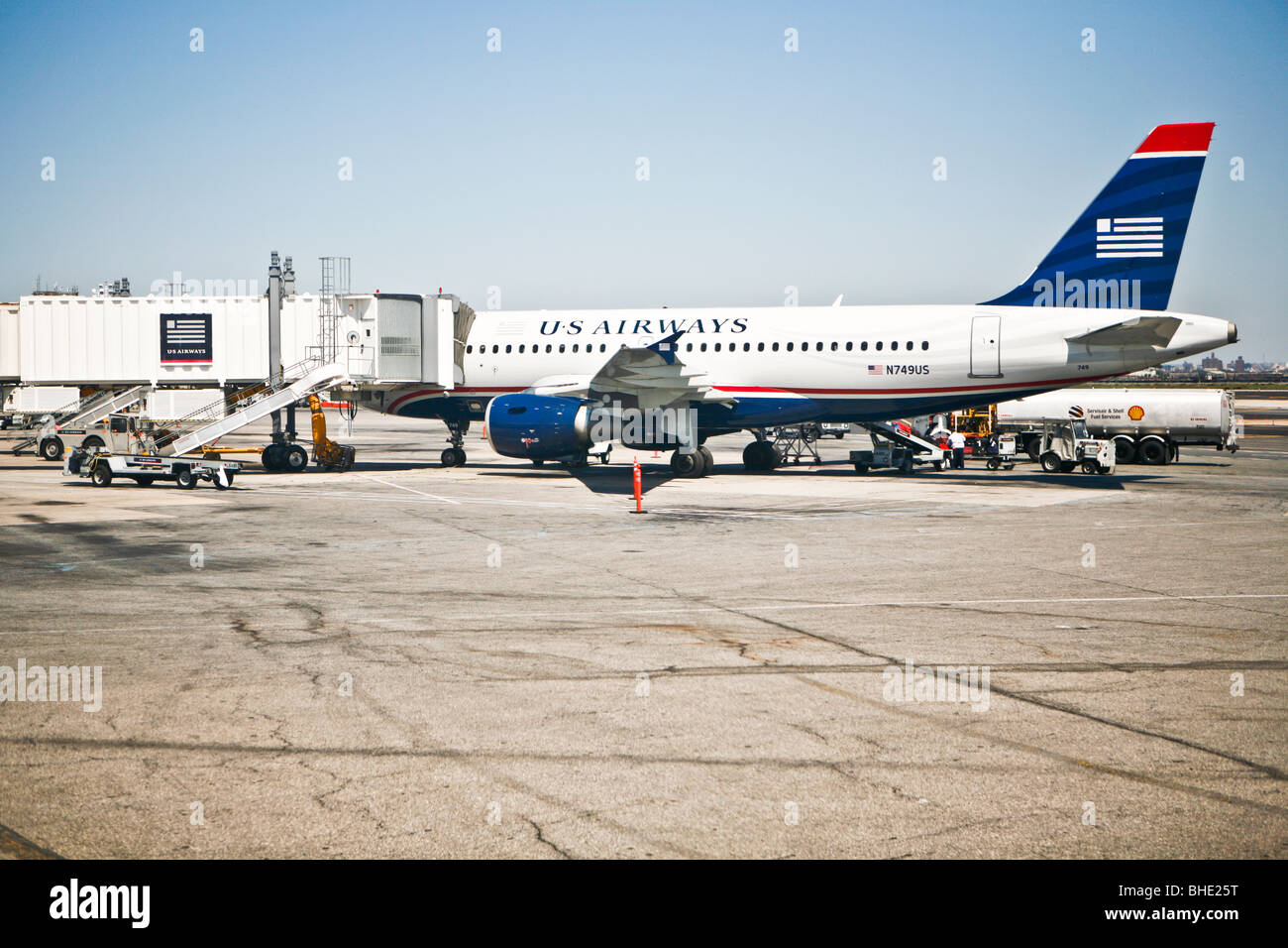Atlanta airport planes hi-res stock photography and images - Alamy