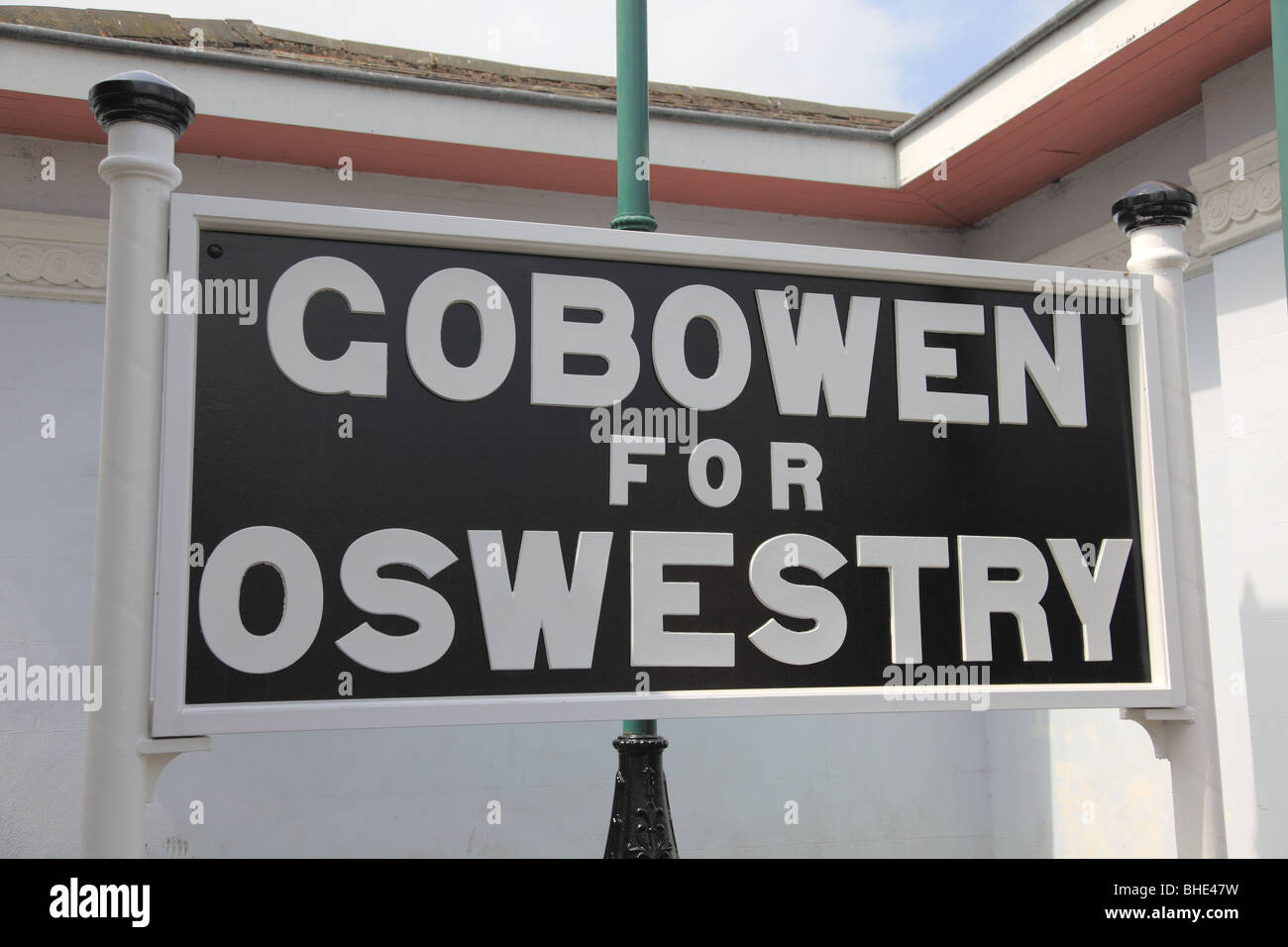 Gobowen railway hi-res stock photography and images - Alamy