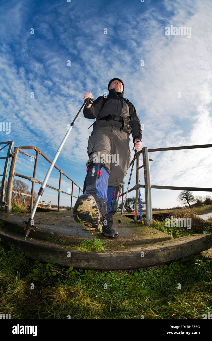 Thames path national trail walking hi-res stock photography and images ...