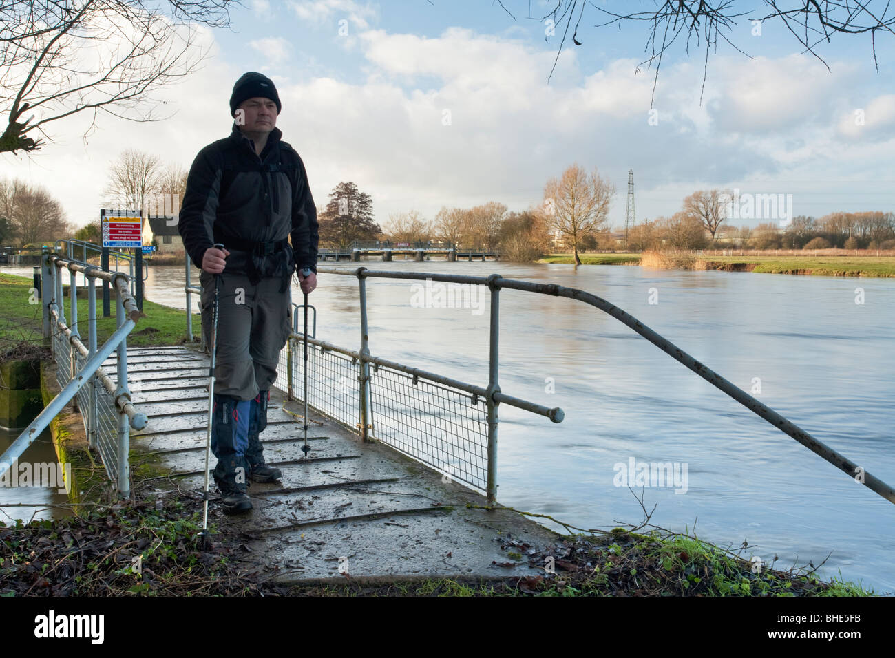 Old man with walker field hi-res stock photography and images - Alamy