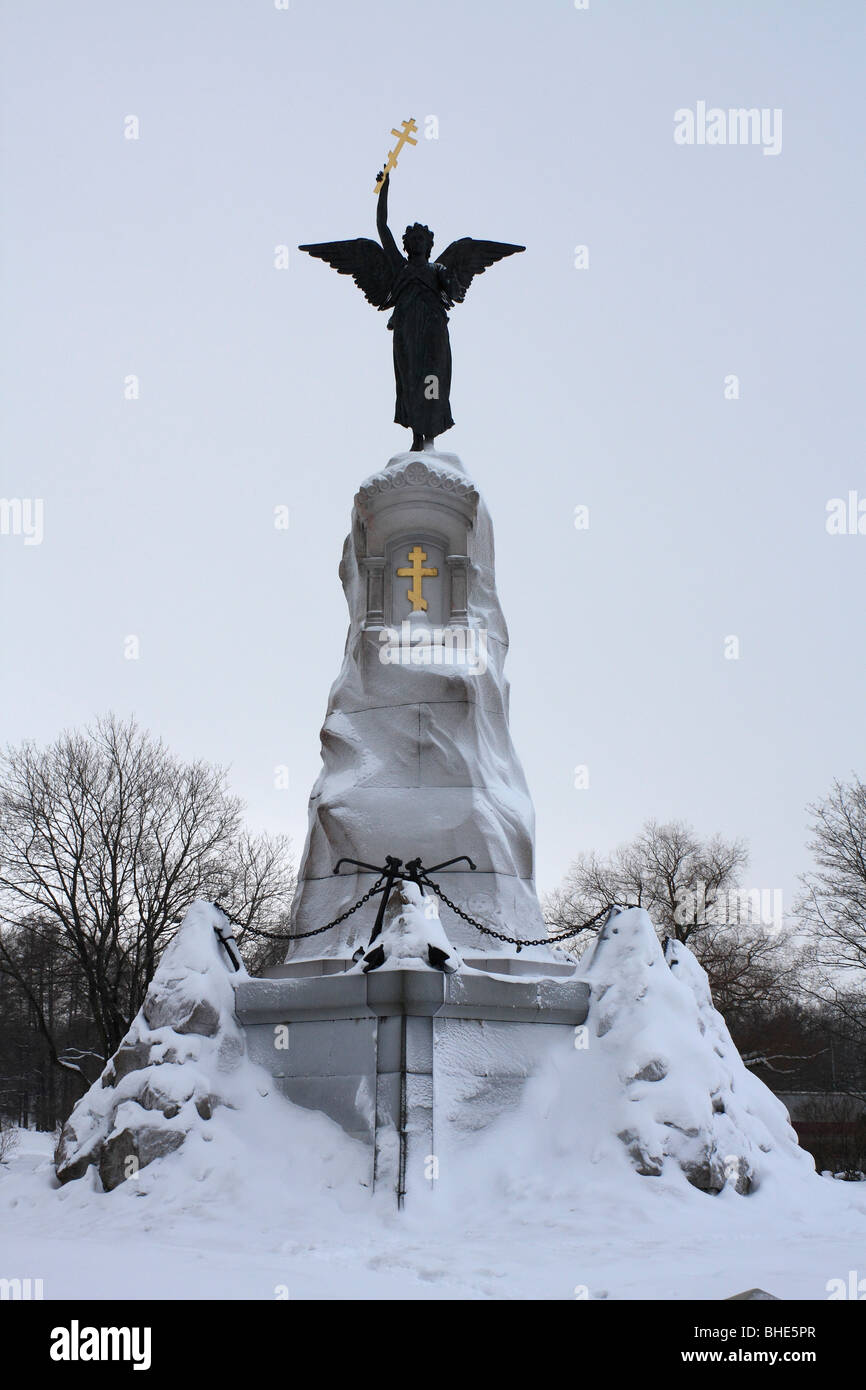 The Russalka Monument, sculpture of an angel by Adamson memorial to 177 ...