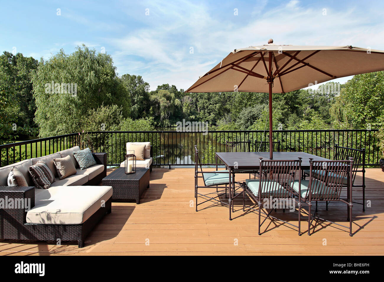 Custom deck hi-res stock photography and images - Alamy
