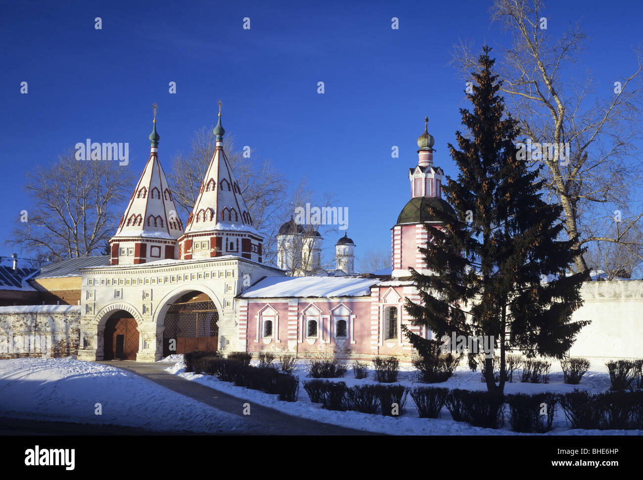 Suzdal town View in winter, near Vladimir, Russia Stock Photo - Alamy