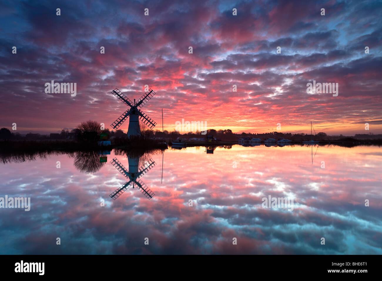 Thurne mill hi-res stock photography and images - Alamy
