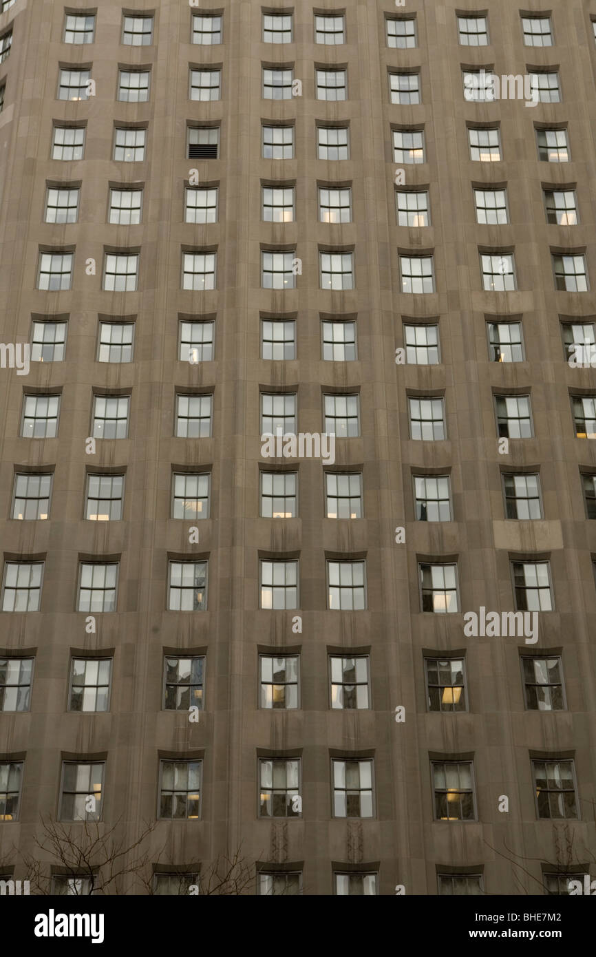Building windows: Office building, New York City Stock Photo - Alamy