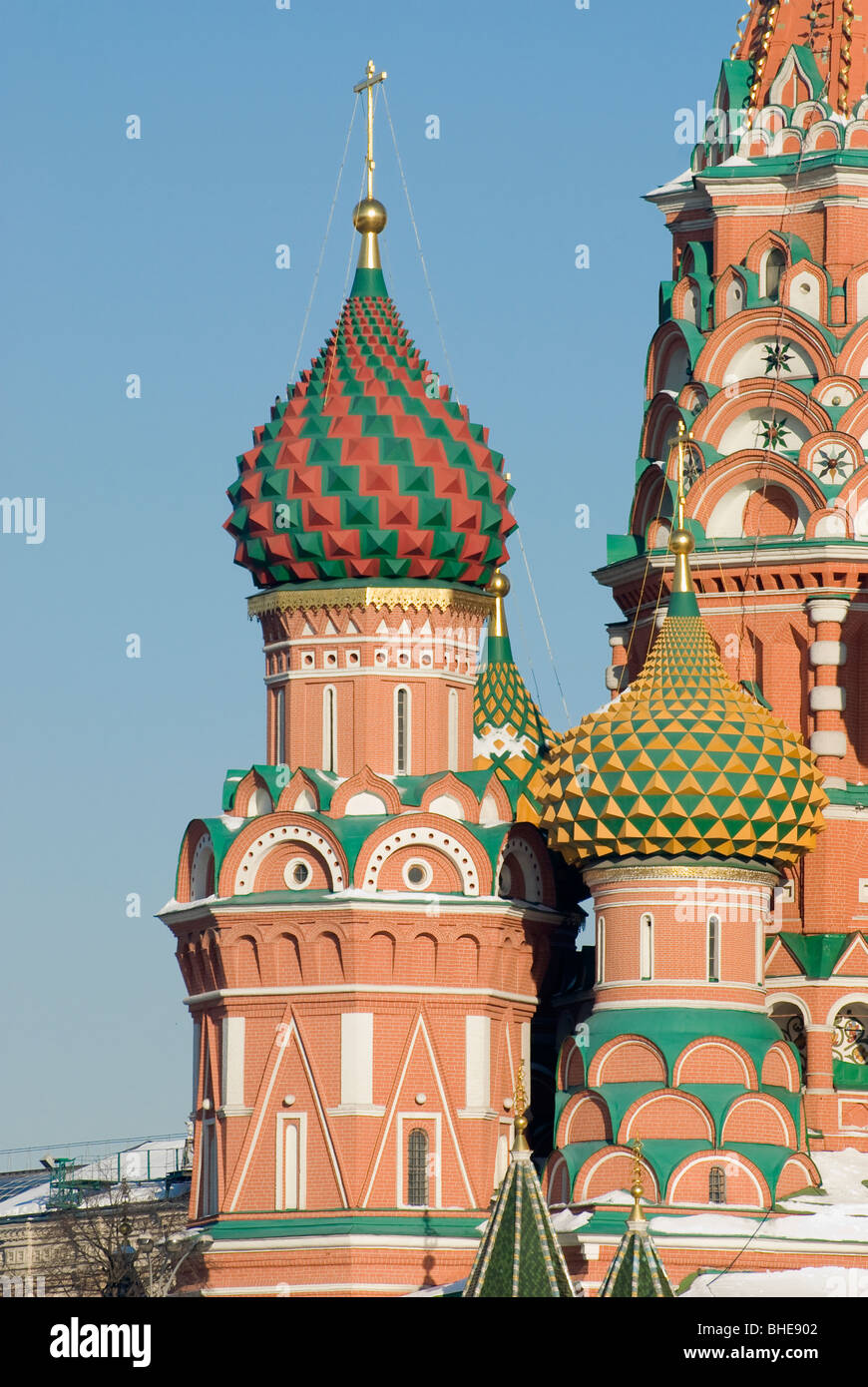 Towers of Moscow orthodox Saint-Basil cathedral Stock Photo - Alamy