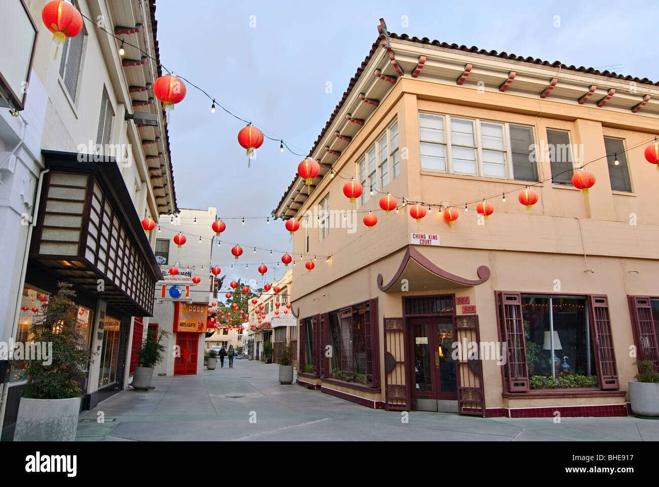 Los Angeles Chinatown plaza Stock Photo - Alamy