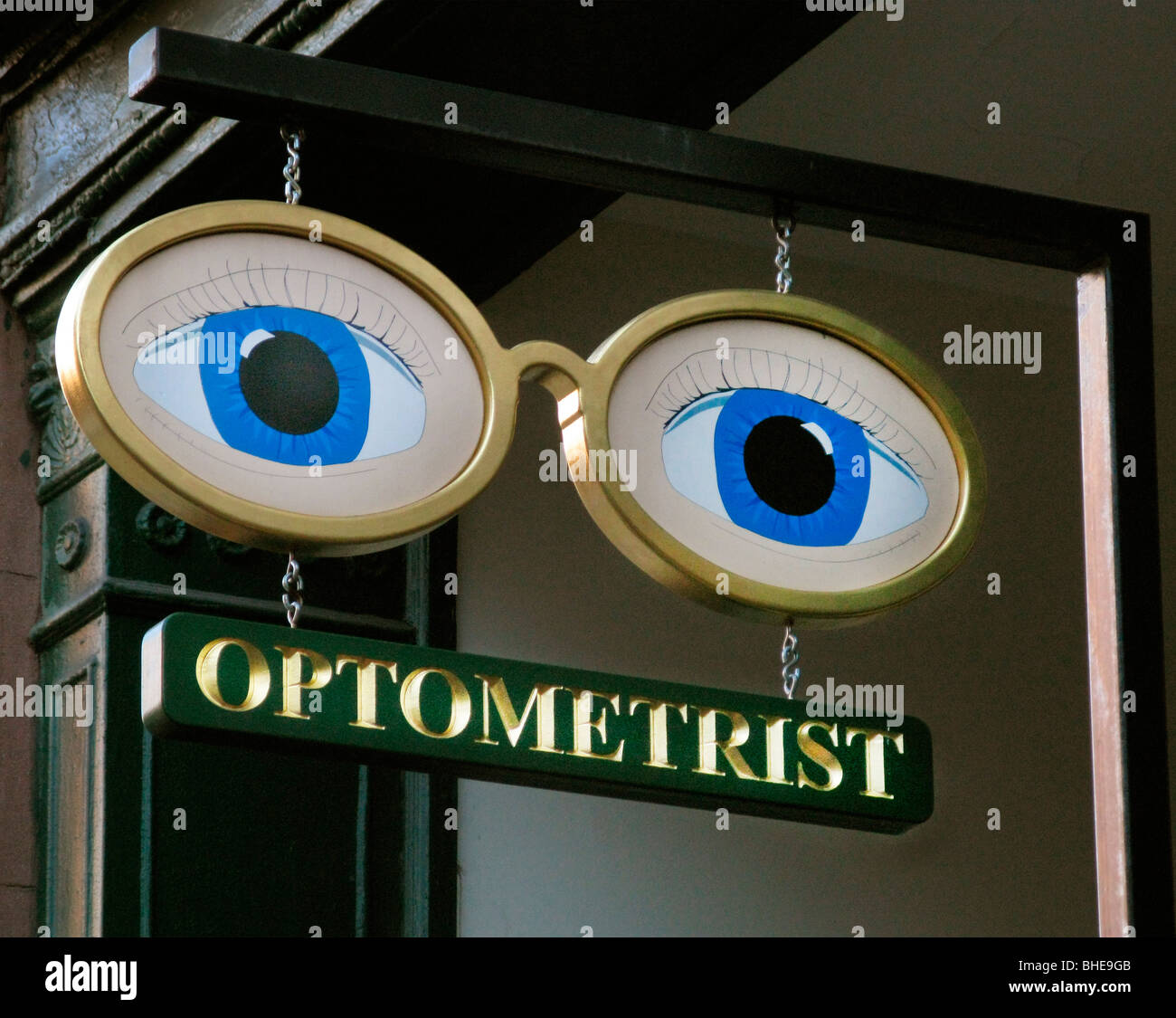 optometrist eye sign Stock Photo - Alamy