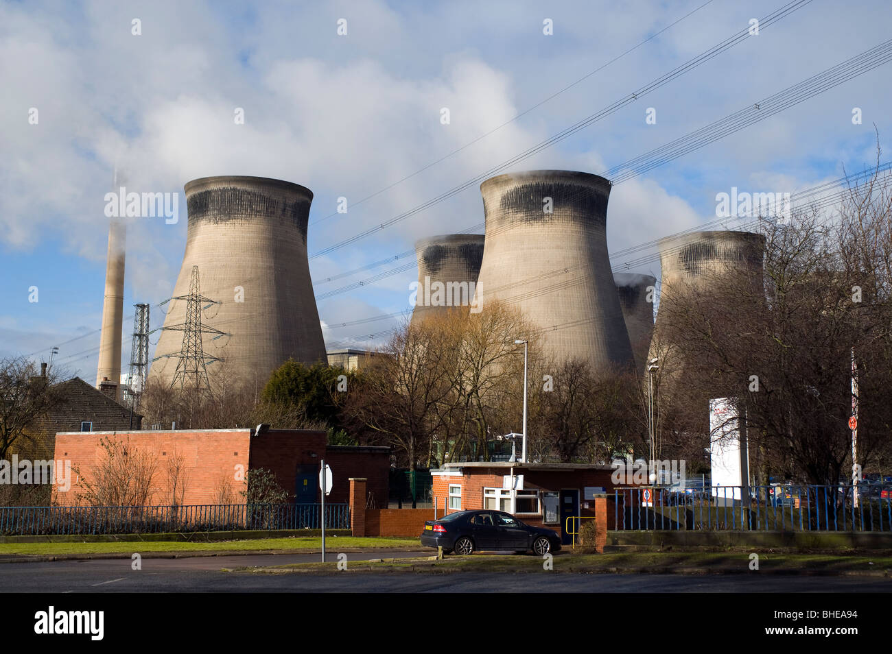Ferrybridge power station hi-res stock photography and images - Alamy