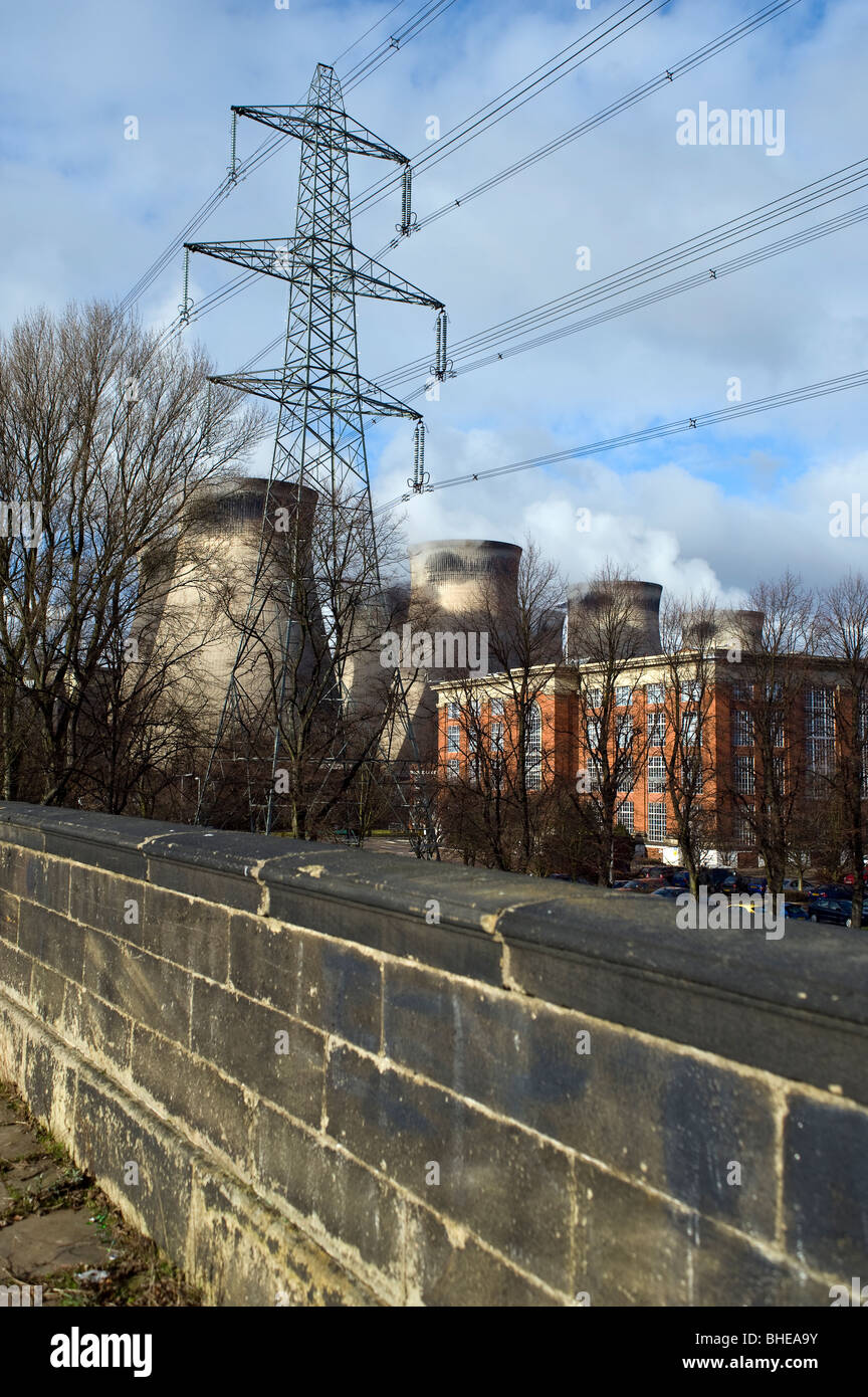 Ferrybridge power station hi-res stock photography and images - Alamy