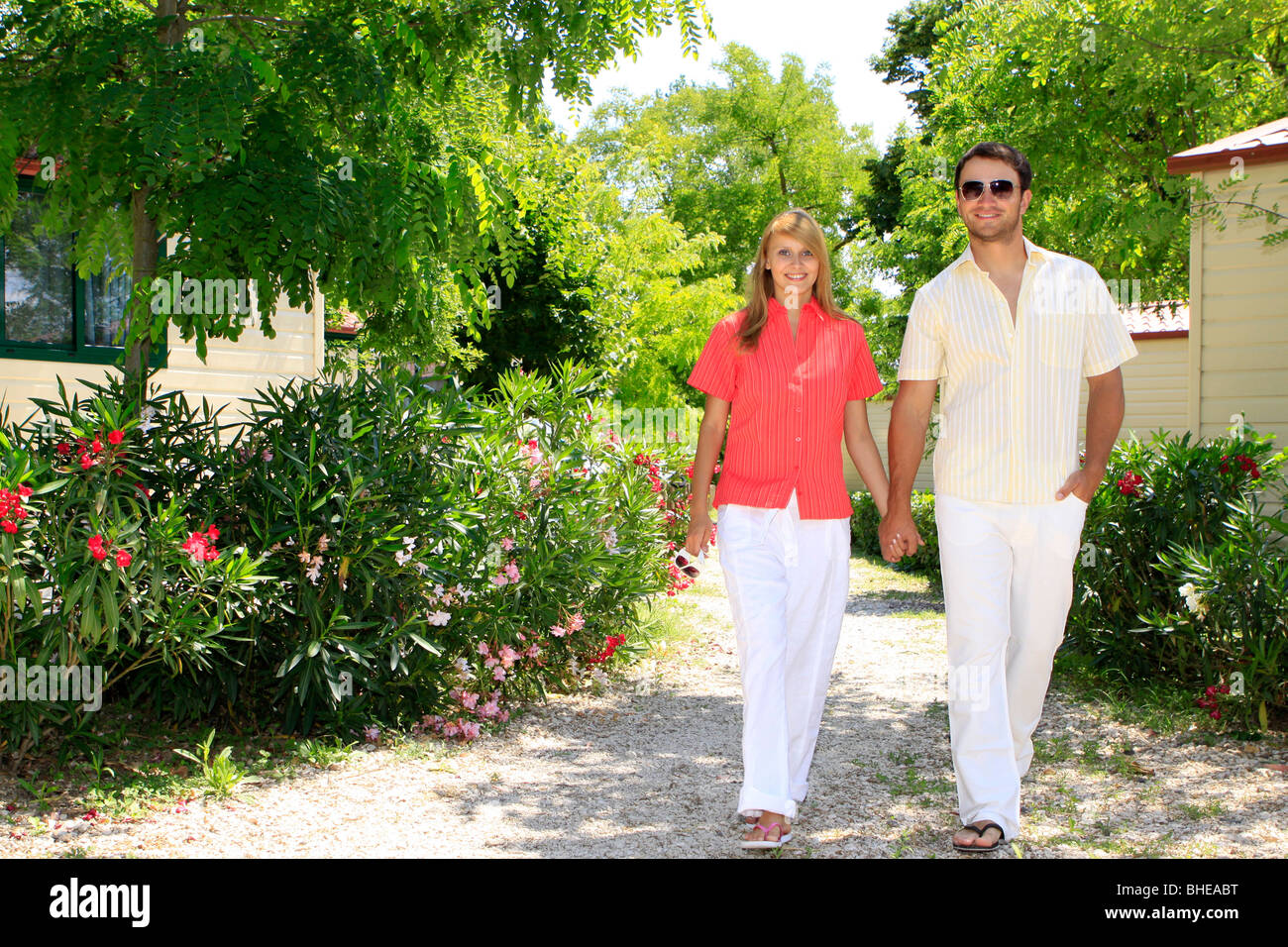 Couple in love during summer vacation Stock Photo - Alamy