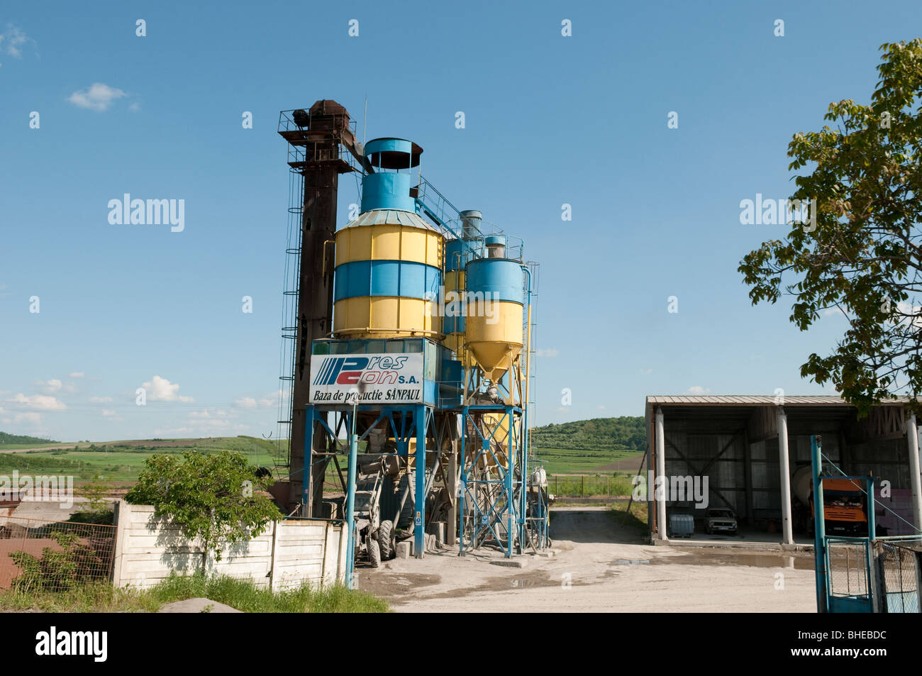Cement factory in Sinpaul Romania Eastern Europe Stock Photo - Alamy