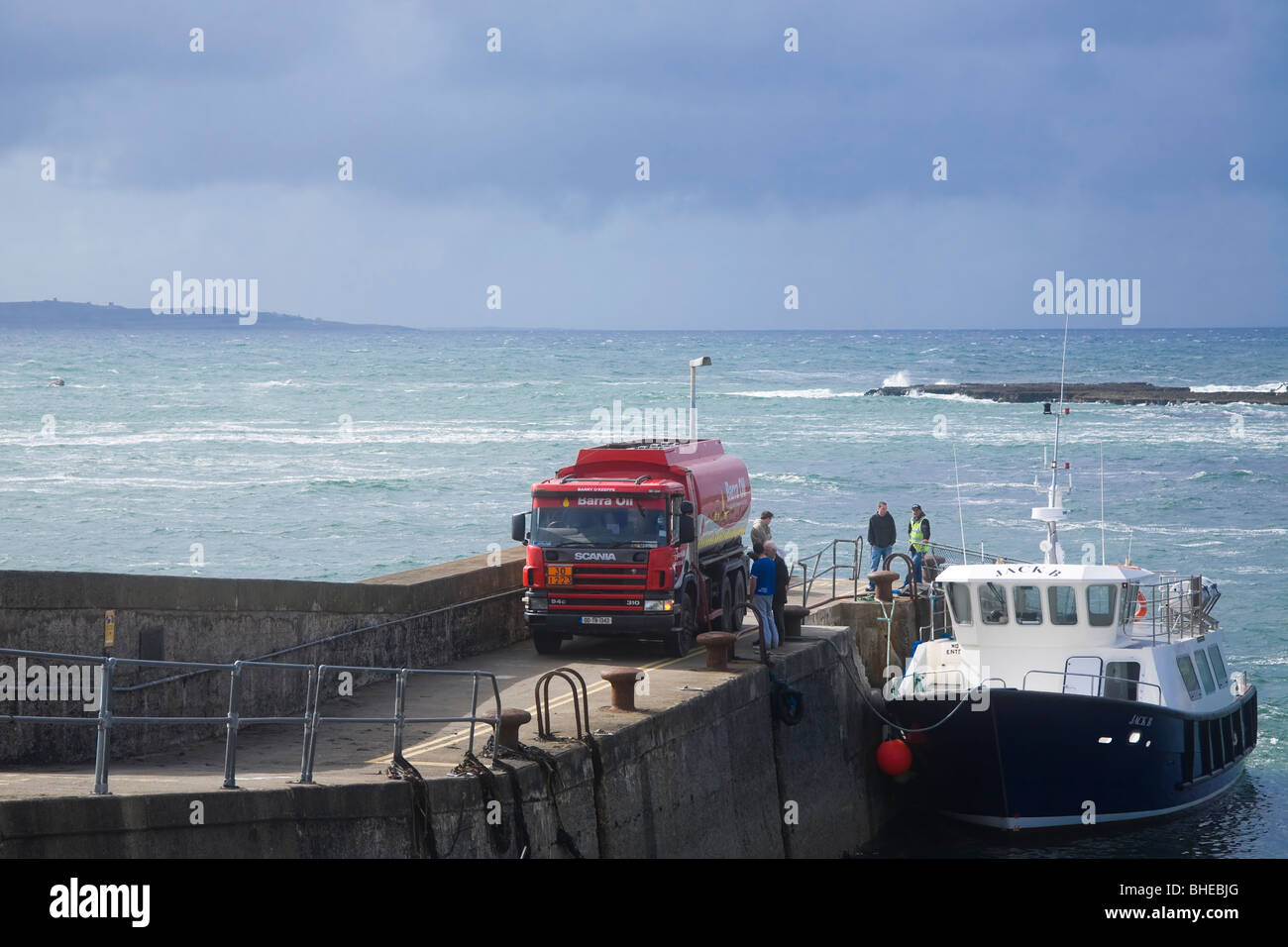 Doolin pier hi-res stock photography and images - Alamy