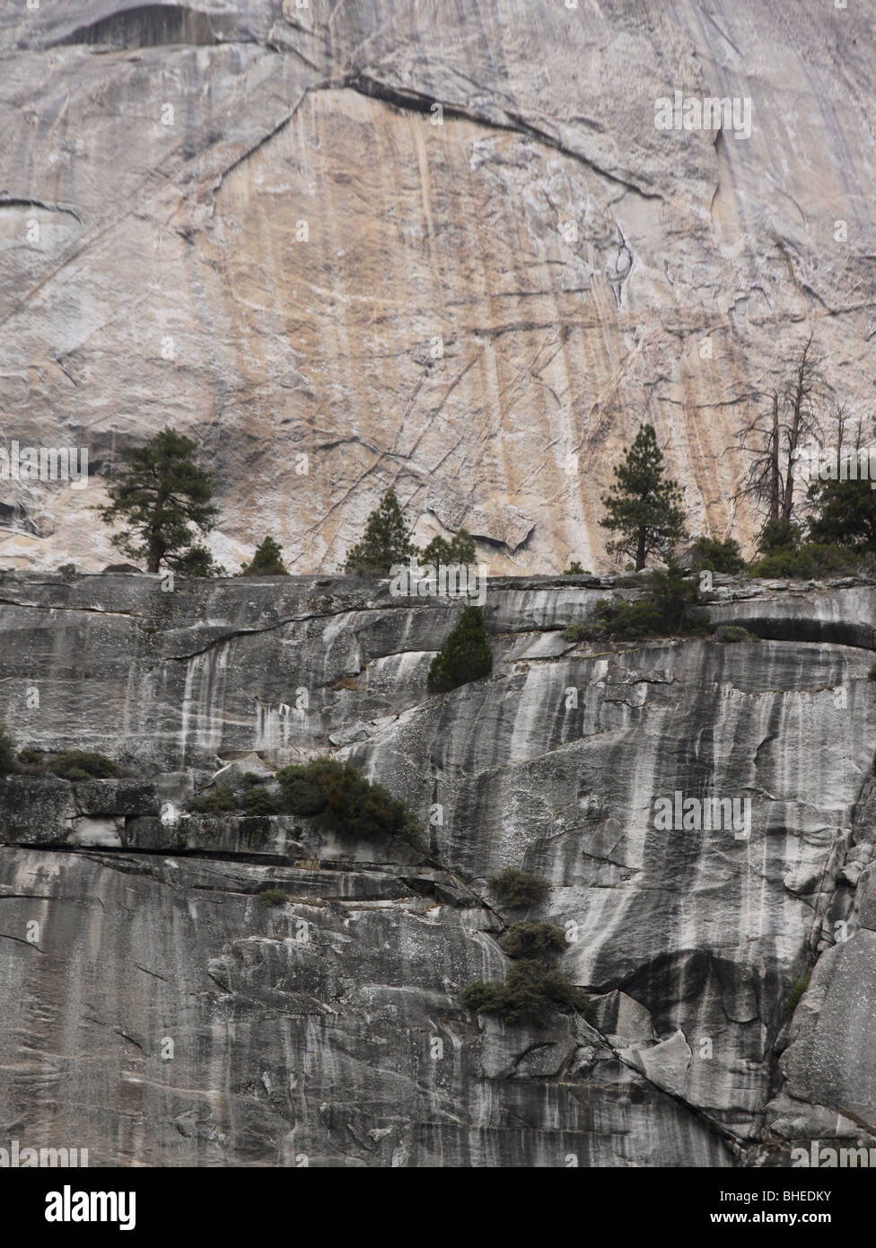 Yosemite Cliffs High Resolution Stock Photography and Images - Alamy