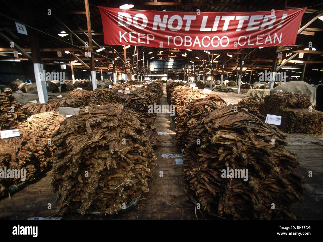 Farmers tobacco warehouse hi-res stock photography and images - Alamy
