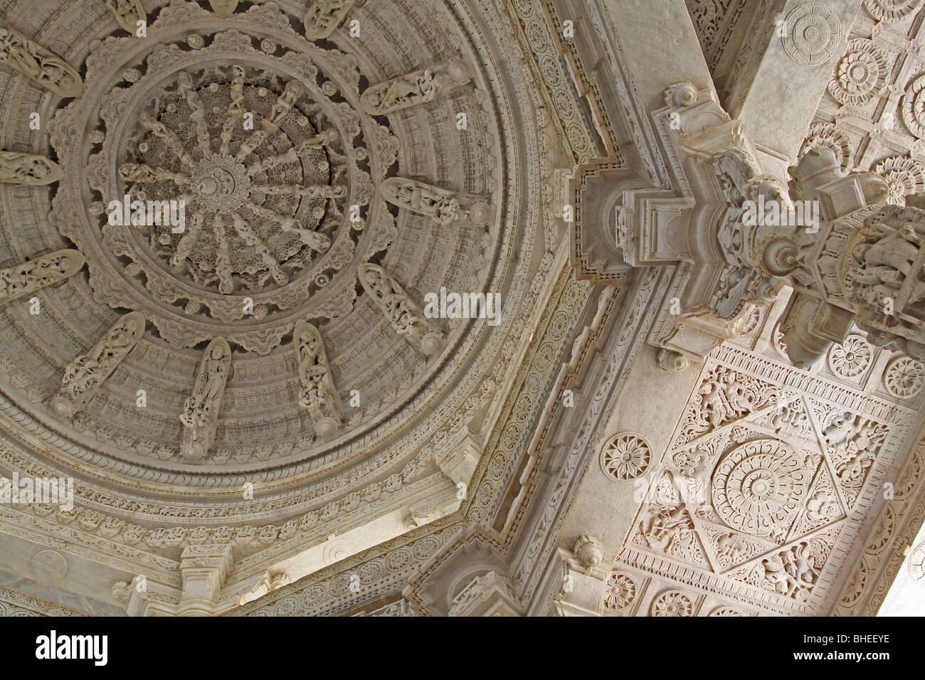 Mandala temple hi-res stock photography and images - Alamy