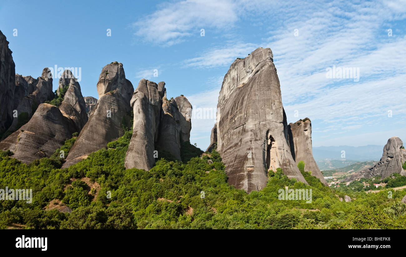 Rock formations meteora greece hi-res stock photography and images - Alamy