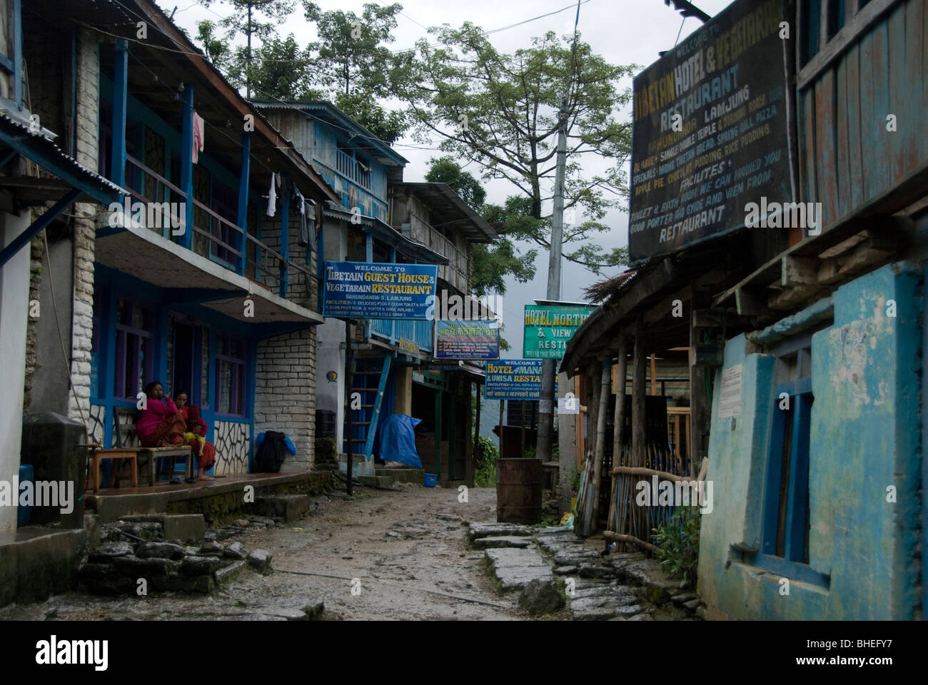 Hotels and tea houses on main path way through village, Bahundanda ...